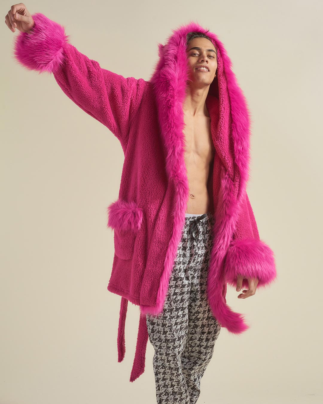 Lipstick Wolf Men's Faux Fur Short Robe | SpiritHoods