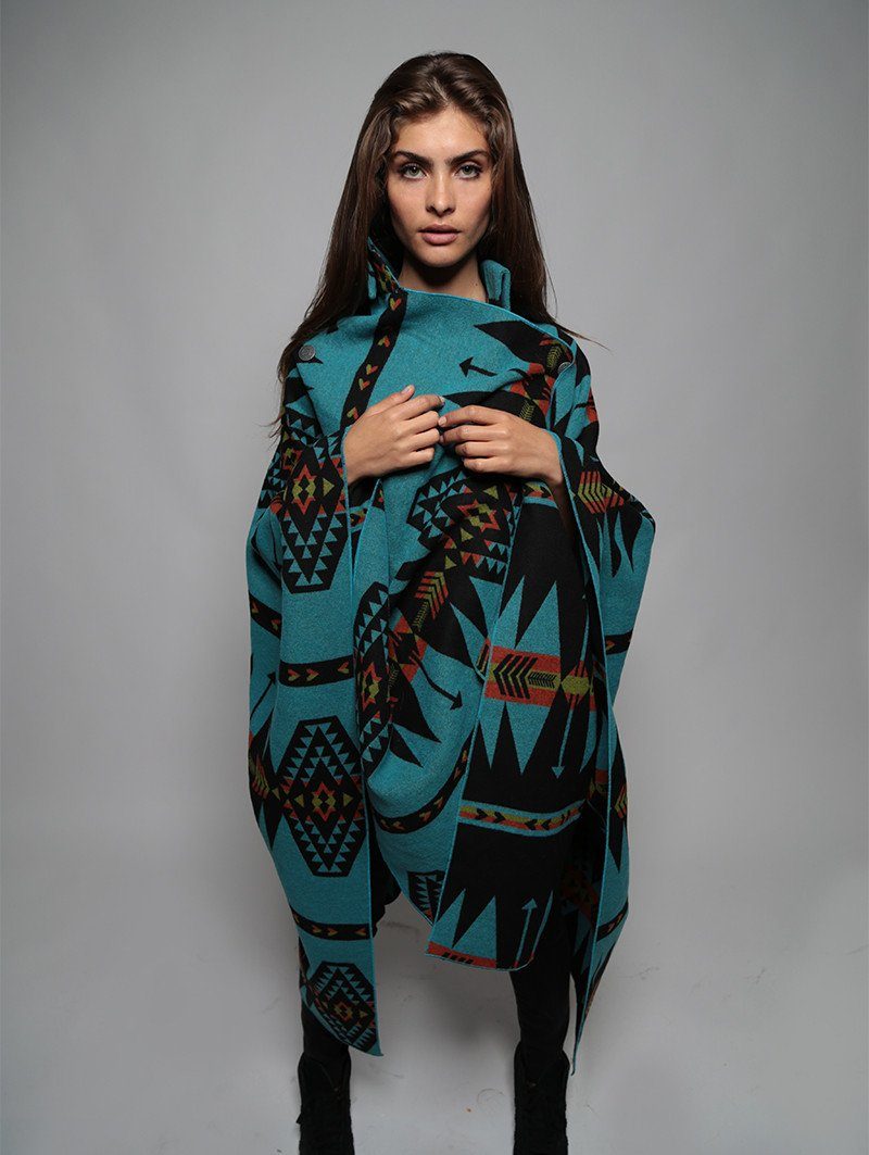Italy Cape – Wrap Yourself in Italian Elegance and Charm - SpiritHoods
