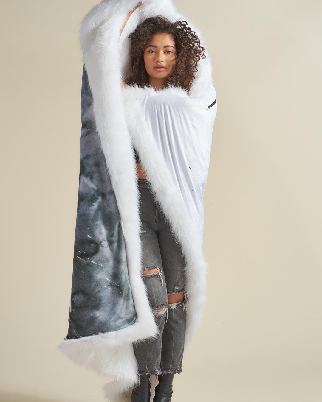Lora Zombie Artist Edition: The One You Feed White Wolf Faux Fur Throw